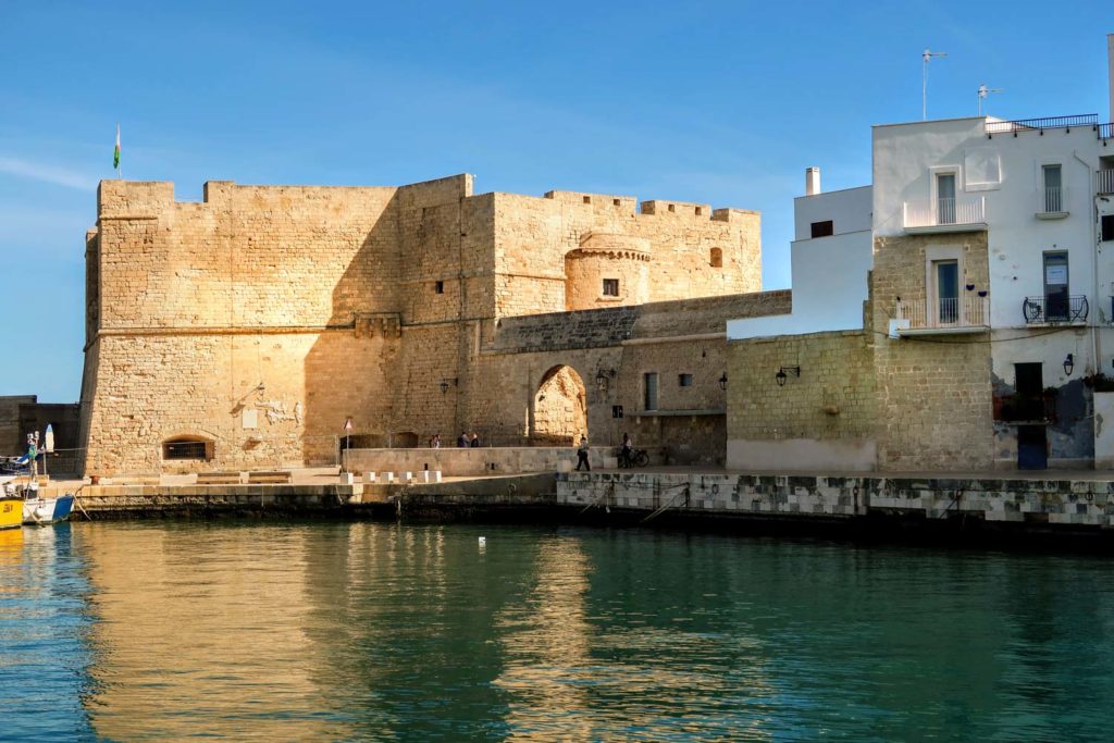 Monopoli – map, sightseeing, attractions, hotels, accommodation. Guide ...