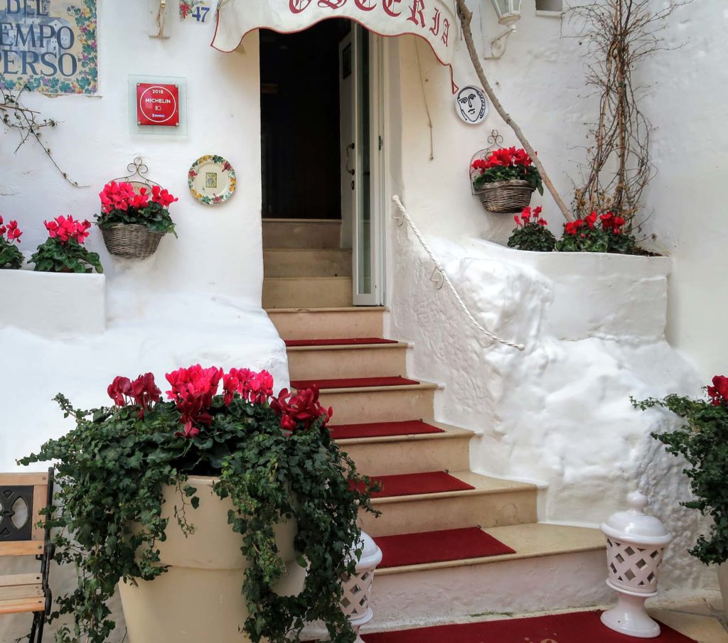 Ostuni – sightseeing, attractions, map, parking, hotels, accommodation ...