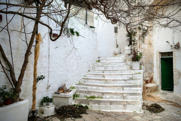 Ostuni – sightseeing, attractions, map, parking, hotels, accommodation ...