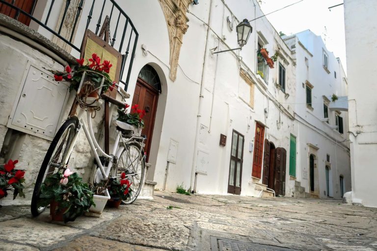 Ostuni – sightseeing, attractions, map, parking, hotels, accommodation ...