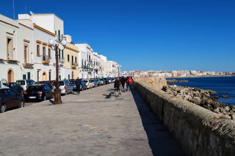 Gallipoli (Italy) – attractions, sightseeing, map, hotels ...