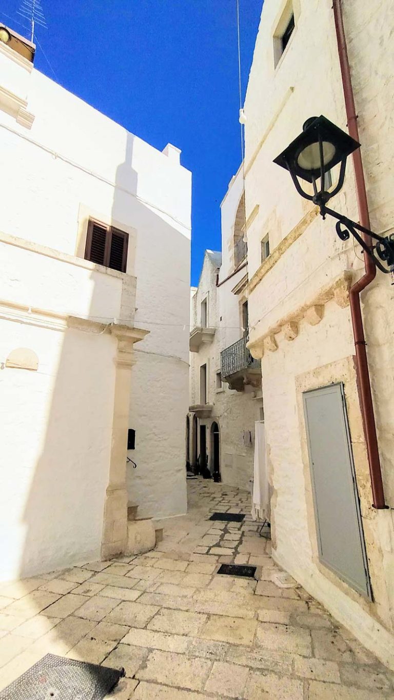 Locorotondo – attrazioni, visite turistiche, mappa, hotel, alloggi ... Locorotondo – attrazioni, visite turistiche, mappa, hotel, alloggi ...