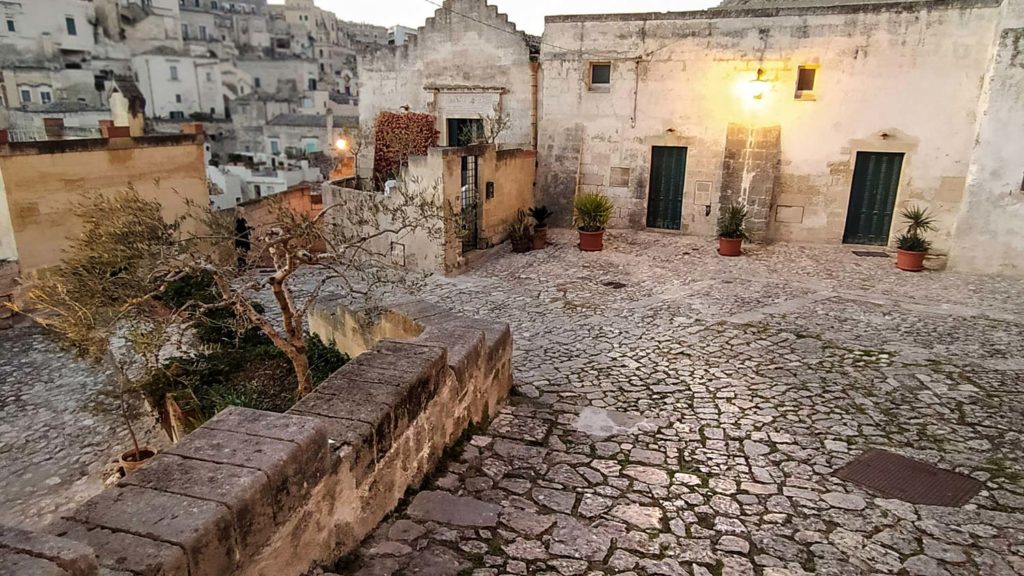 Matera: the biggest attractions (map, sightseeing plan, monuments ...