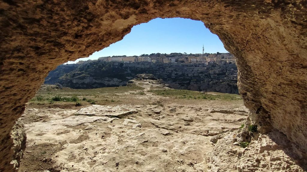 Matera: Top Attractions (Map, Sightseeing Plan, Monuments, Interesting ...