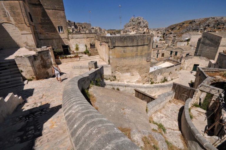 Matera: Top Attractions (Map, Sightseeing Plan, Monuments, Interesting ...
