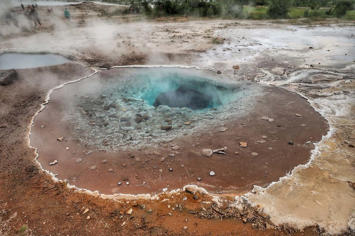 Gejzery na Islandii: Geysir, Strokkur oraz dolina geotermalna ...