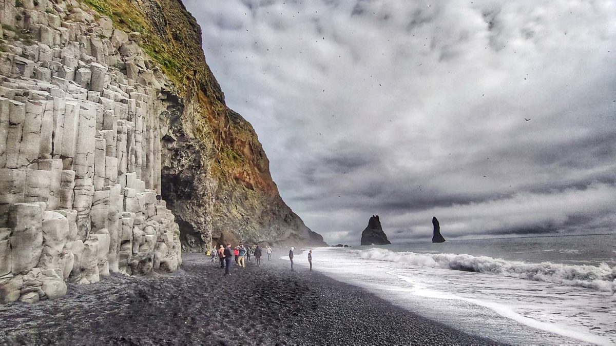 Reynisfjara Black Beach – Access, Parking, Sightseeing, Interesting ...
