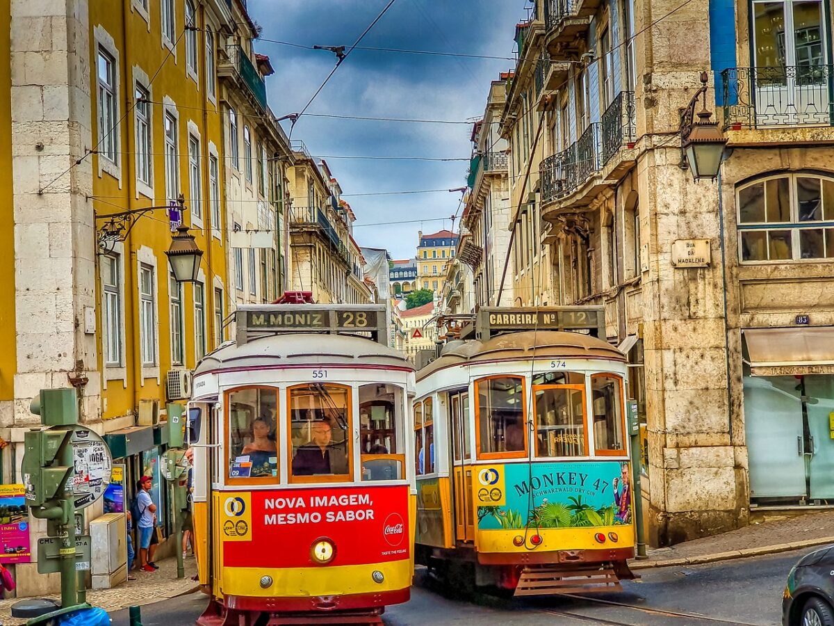 Lisbon: Tram 28 – tickets, route, timetable, interesting facts, map ...