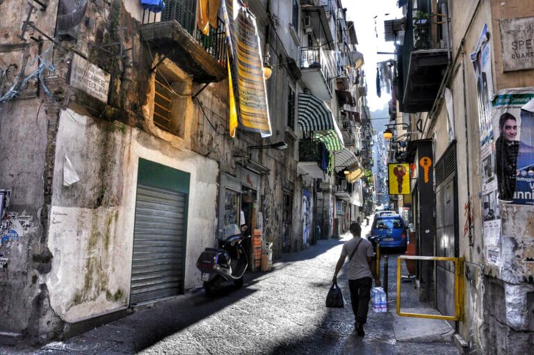 Neapol: największe atrakcje – mapa, plan zwiedzania, zabytki ...